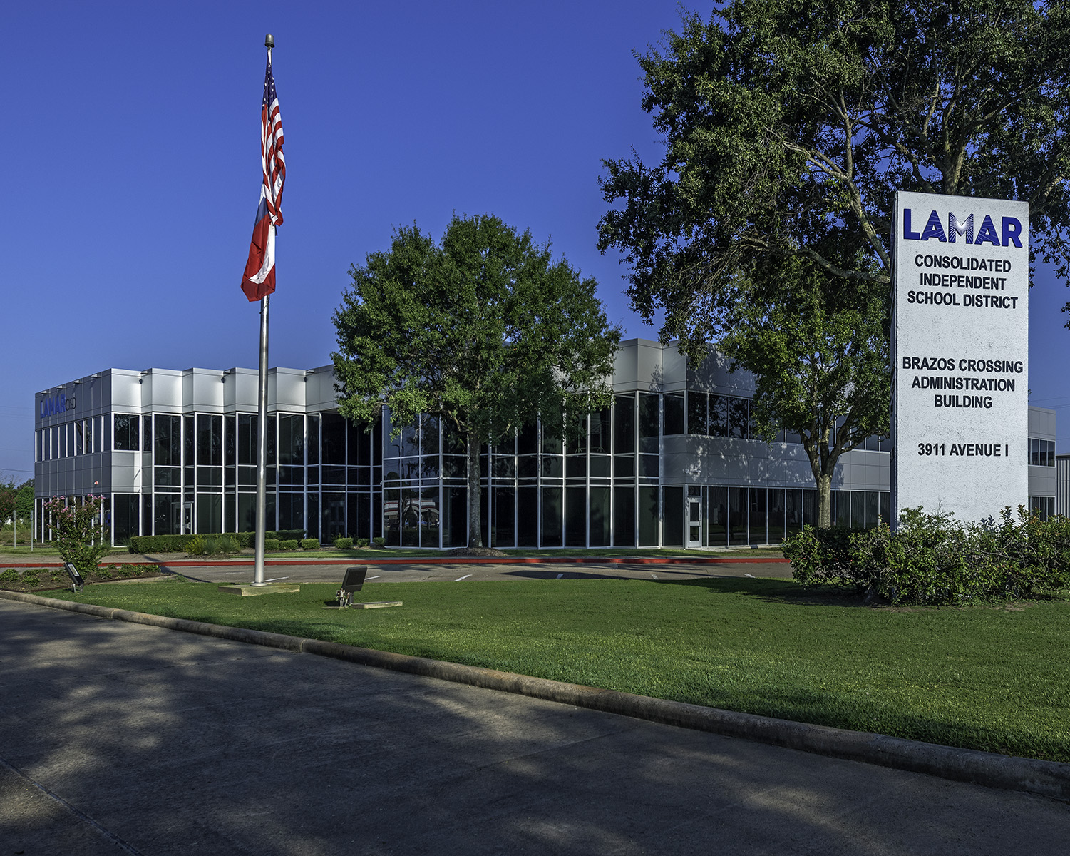 Lamar Administration Building Renovation 9070 – Sterling Structures